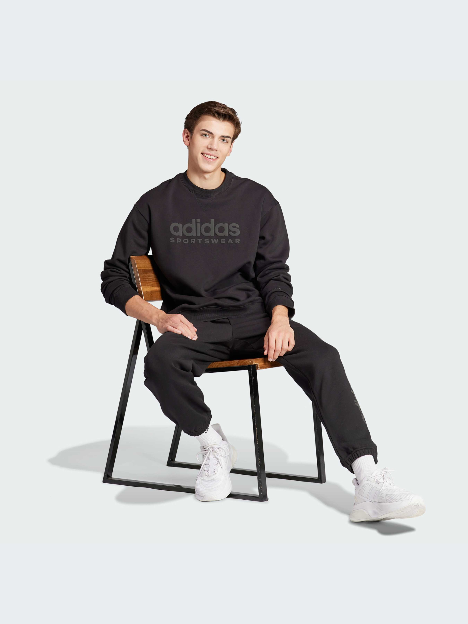 Свитшот adidas IW1190-KZ для мужчин, цвет: Чёрный - купить по выгодной ...