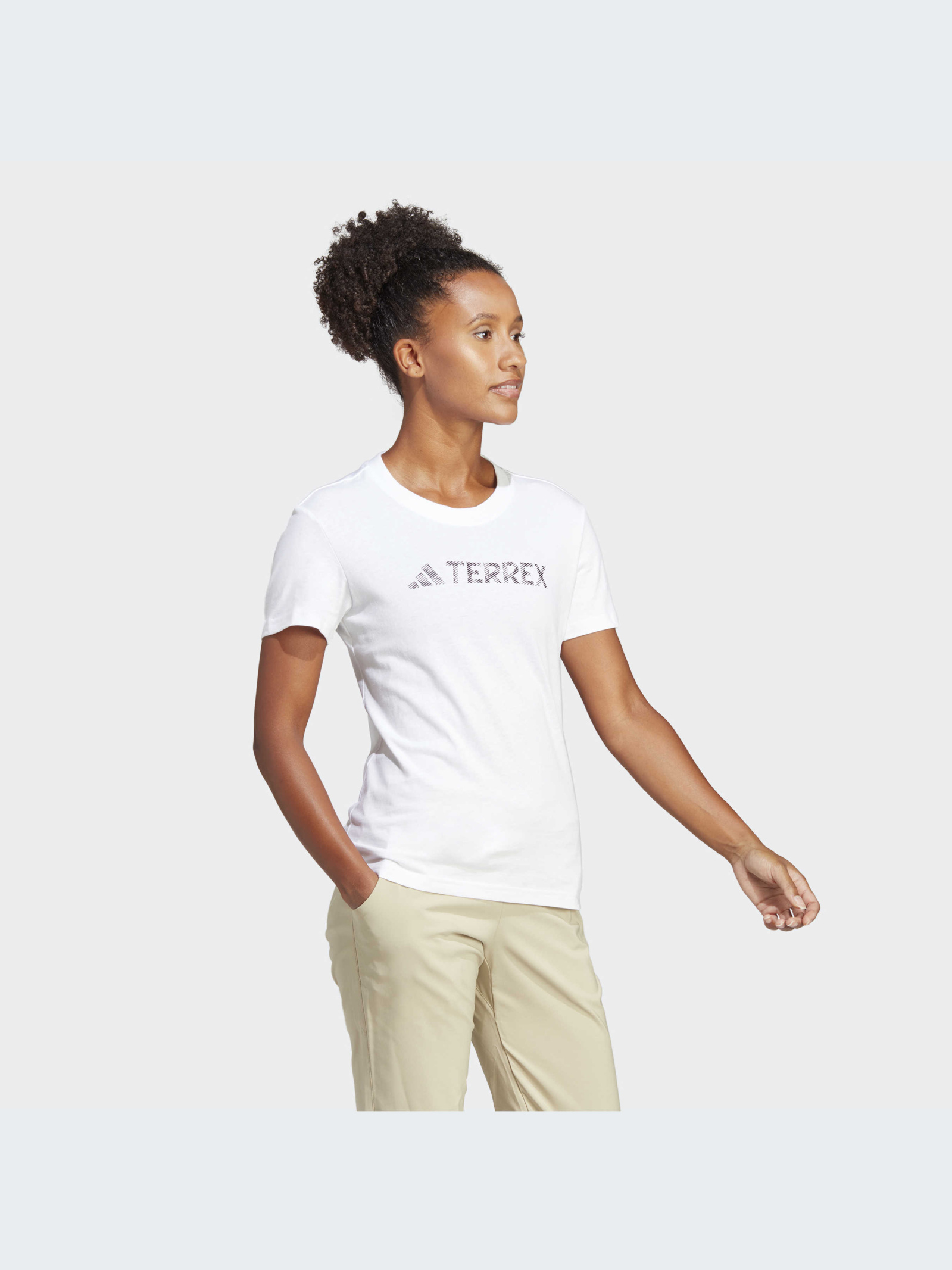 Футболка спортивная adidas HZ1391-KZ для женщин, цвет: Белый - купить ...