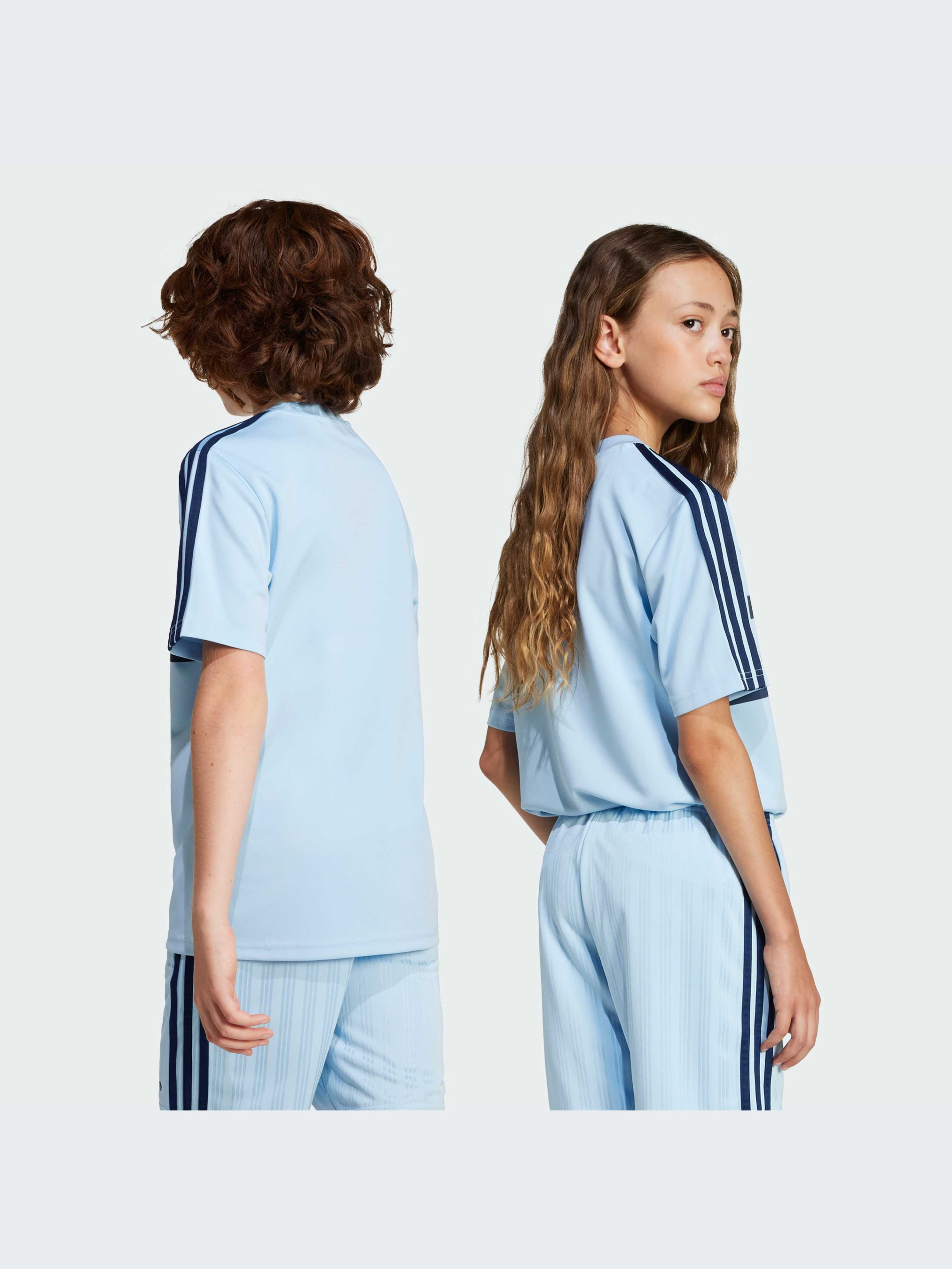 Футболка Adidas Adicolor модель JC9043-KZ для детей, цвет: Синий ...