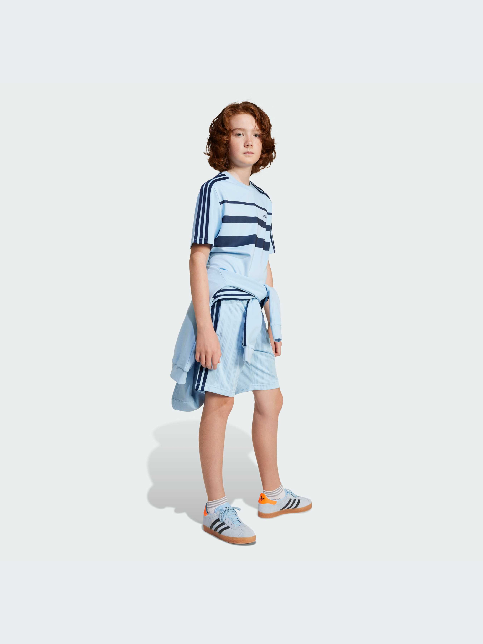 Футболка Adidas Adicolor модель JC9043-KZ для детей, цвет: Синий ...