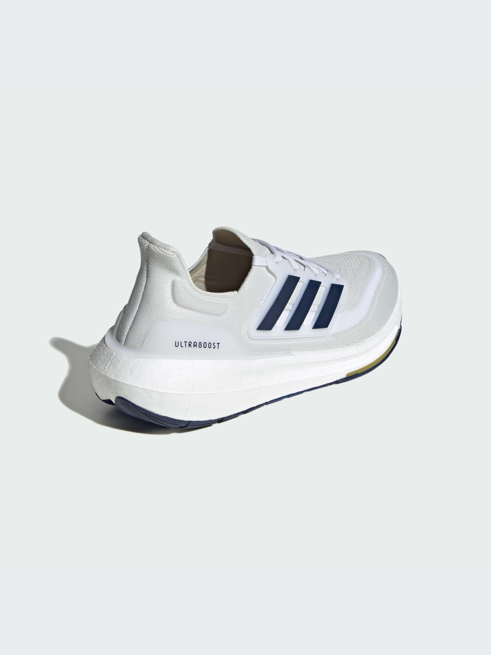 Кроссовки для бега adidas Ultraboost ID3285-KZ, цвет: Белый - купить по ...